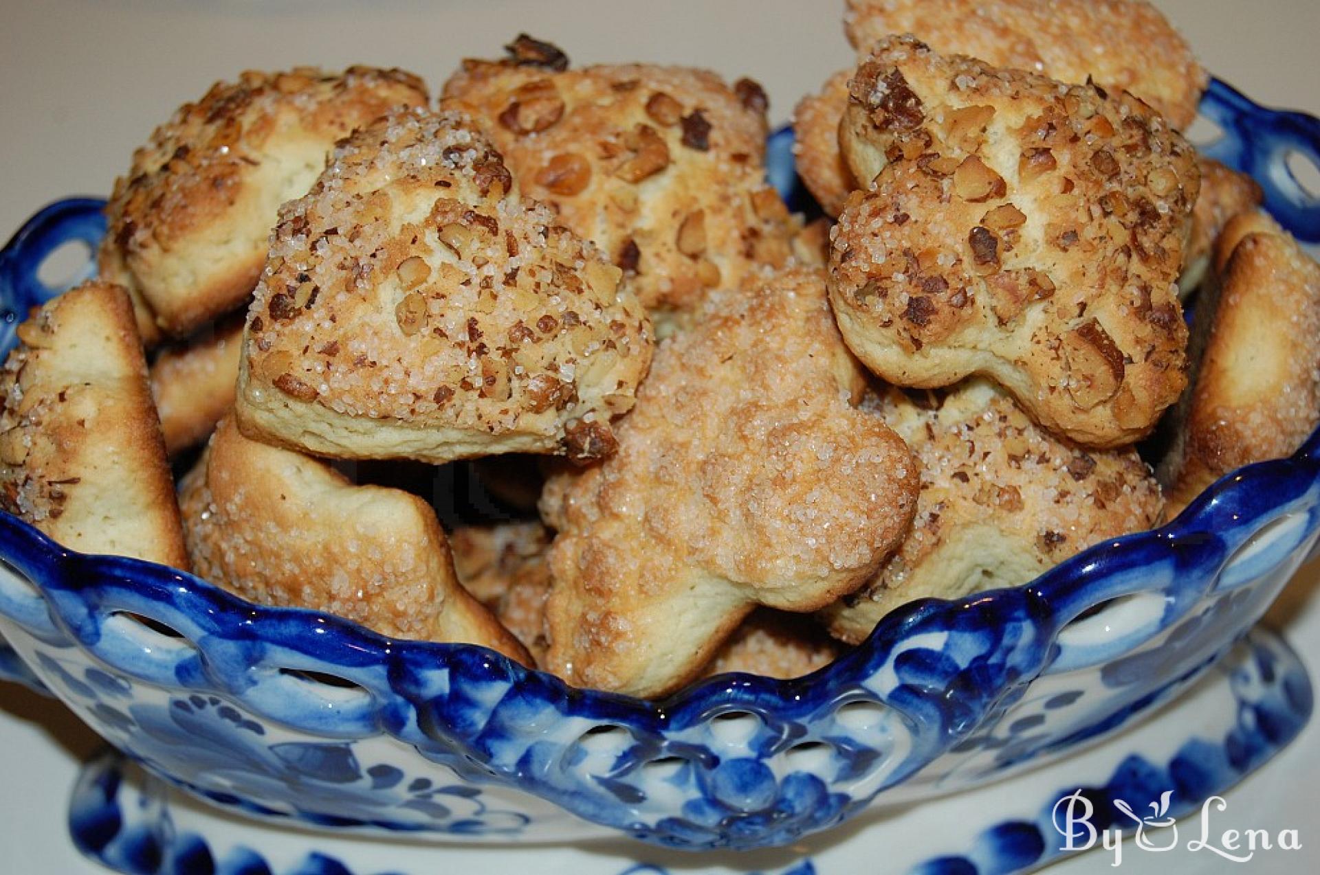 Moldovan Shortbread Cookies with Moni - ByLena.com