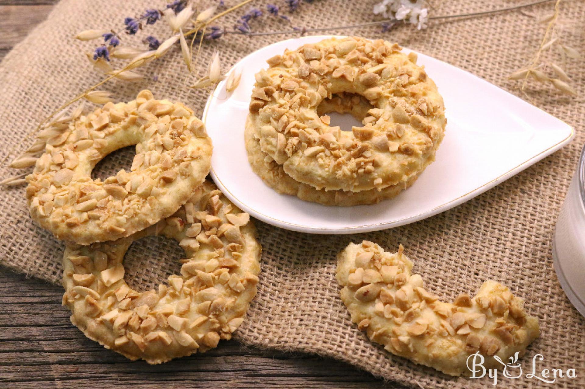 Ring Shortbread Cookies with Peanuts Recipe - ByLena.com