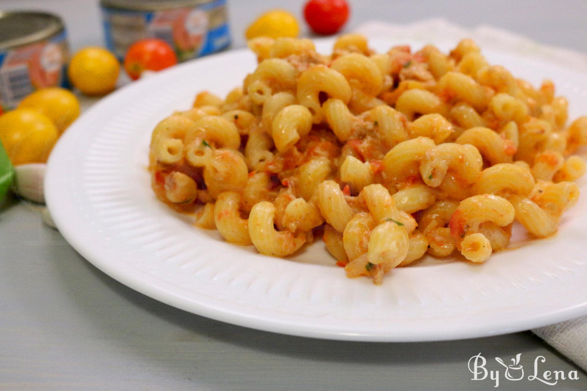 One-Pot Creamy Tomato Tuna Pasta | Quick & Easy Recipe - ByLena.com